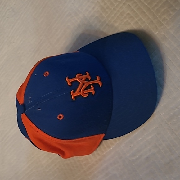 New Era | Accessories | New York Mets Baseball Cap Fitted Size 7 | Poshmark